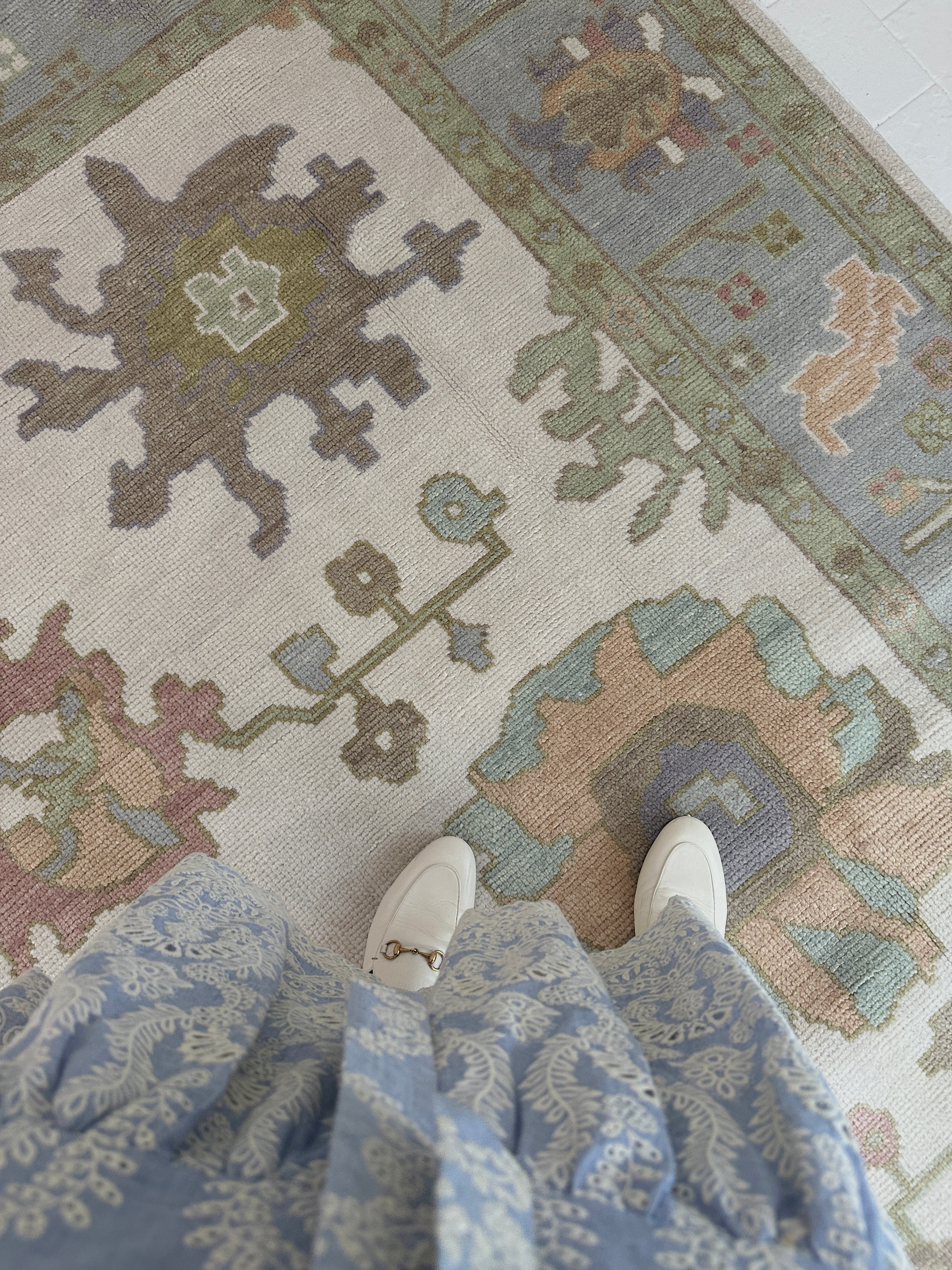 Nellie Rug – Hand-Knotted Oushak in Pastel Peach, Lavender, and Sage ...